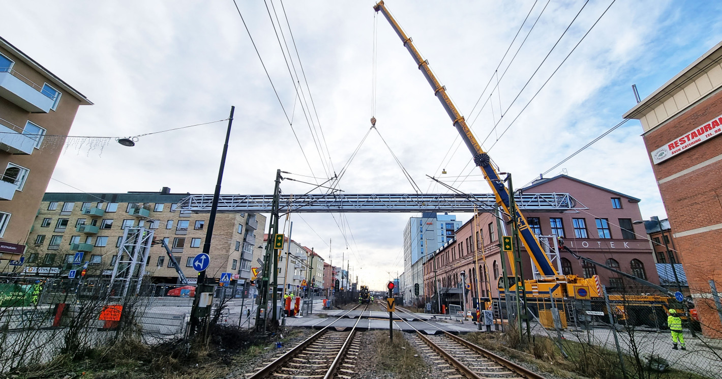 Maralbanan communications bridge — UPB Group